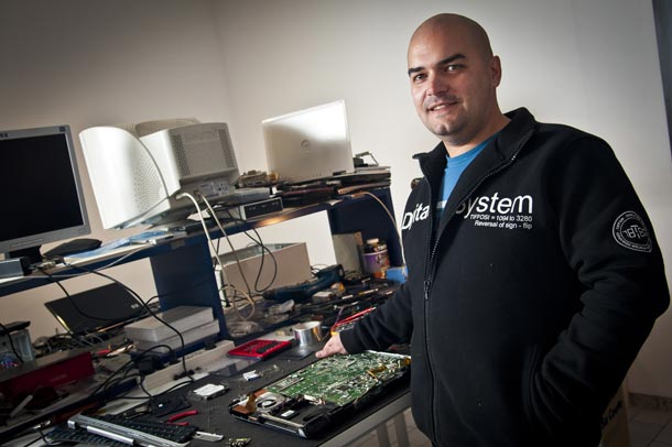 Nuno Barros apostou nos computadores para iniciar o seu negócio.